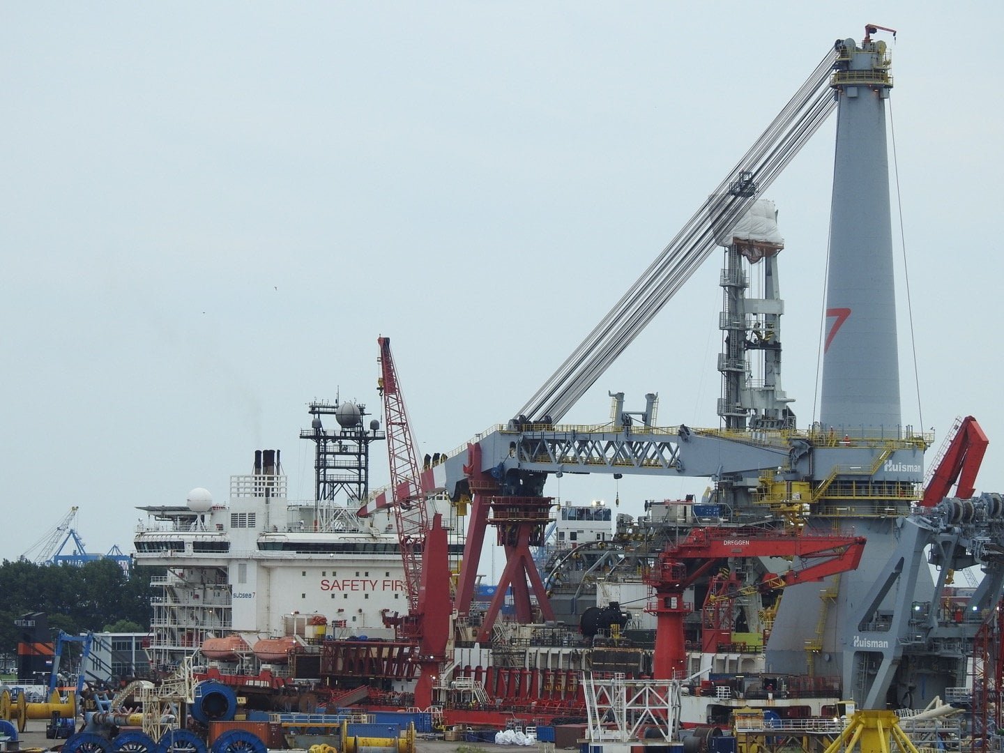 Zarpando de Rotterdam.